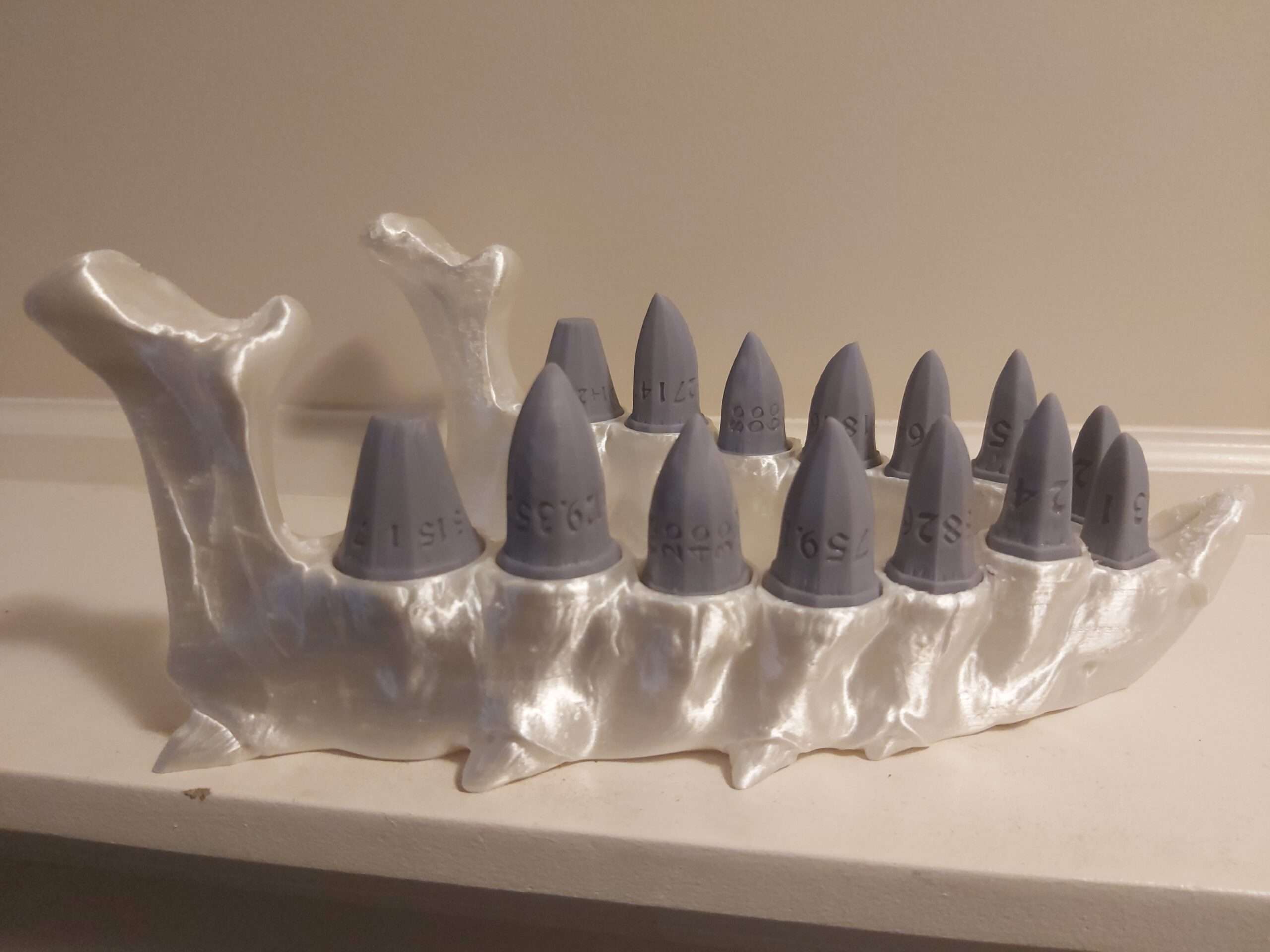 Charizard (Card Stand) - Punchy Creations